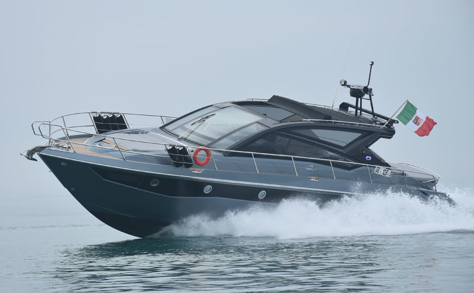 Cranchi 60 ST, "fast commuter" con classe, tanta classe!