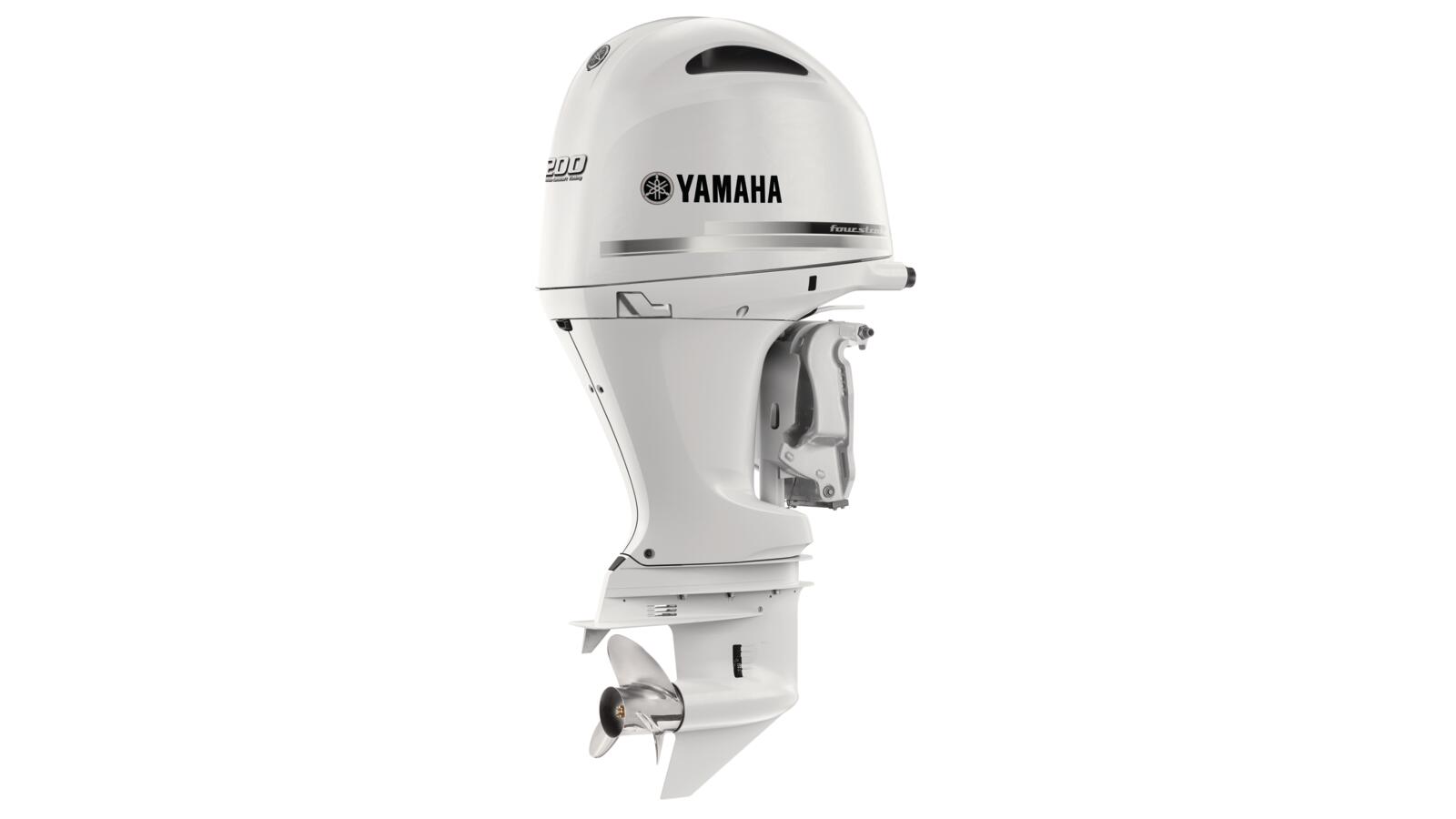 Gli Yamaha High Power 150 e 200 cv ora anche con calandra bianco perla