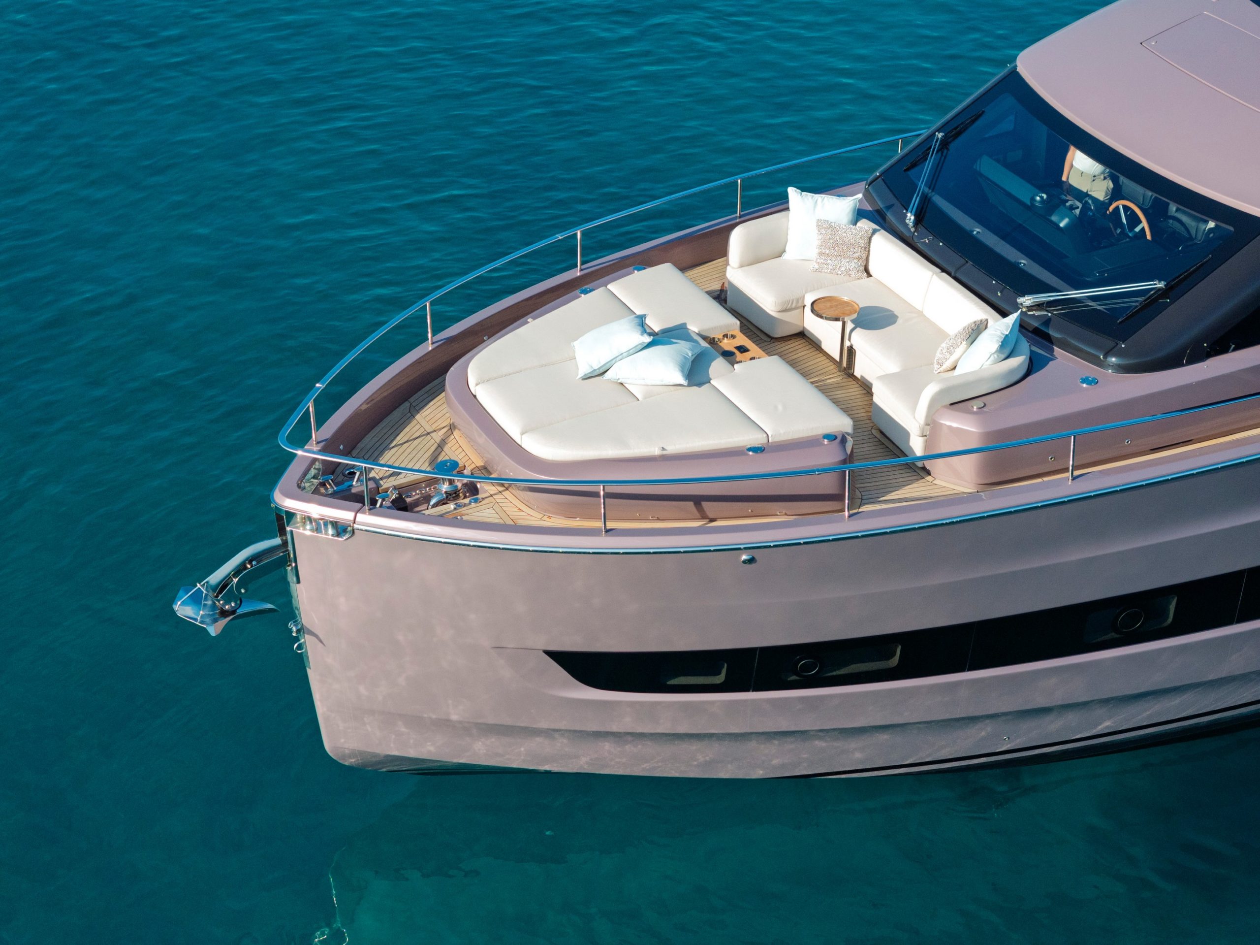 Test del Cranchi Sessantadue 62, l'inedito flybridge di 20 metri